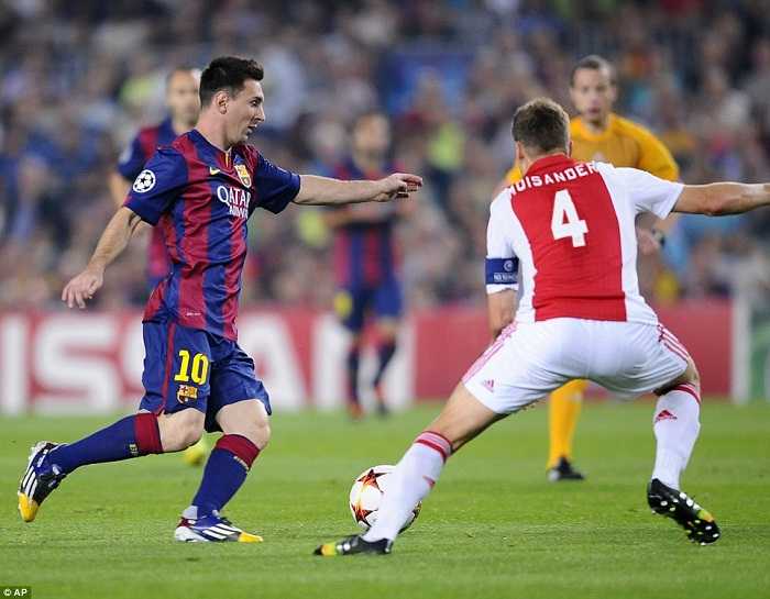 Messi áp sát kỉ lục, Ronaldo run rẩy trong cái lạnh nước Anh