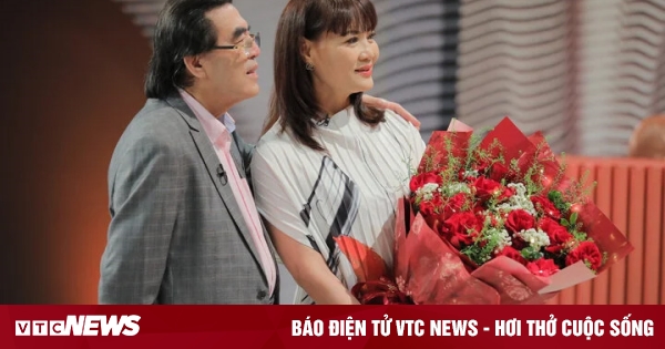 NSND Trung Đức: Tuổi 73 viên mãn bên vợ đẹp, miệt mài luyện thanh, dạy nhạc