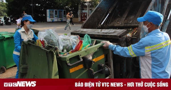 Không phân loại rác, bao giờ mới có thể phạt?