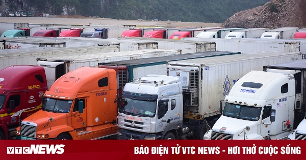 Vì sao xe đầu kéo và rơ-moóc lại có hai biển số?